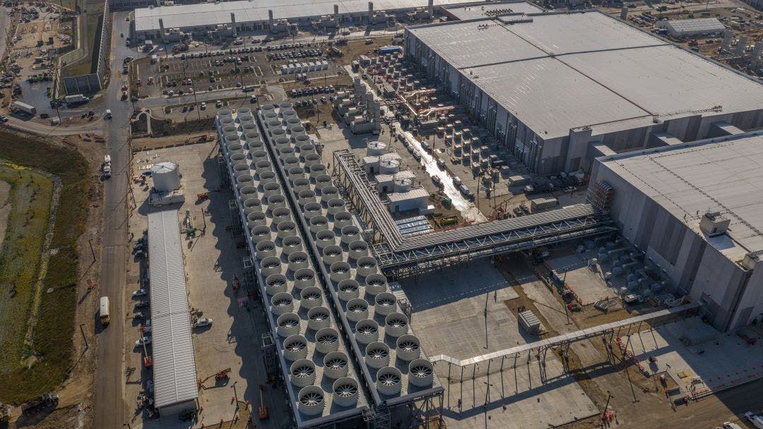 Inside Microsoft’s Global AI Infrastructure: The Fairwater Blueprint ...